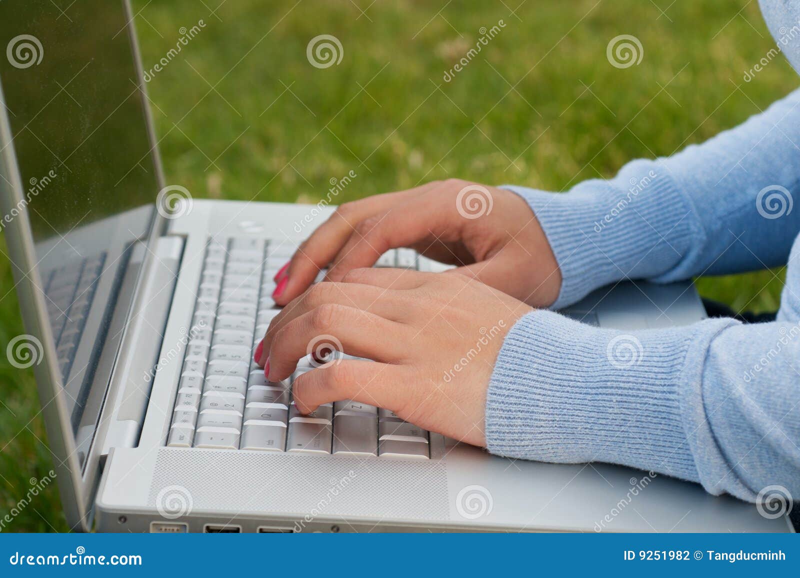 Finger Laptop Typing Outdoor Stock Photo - Image of research, screen ...