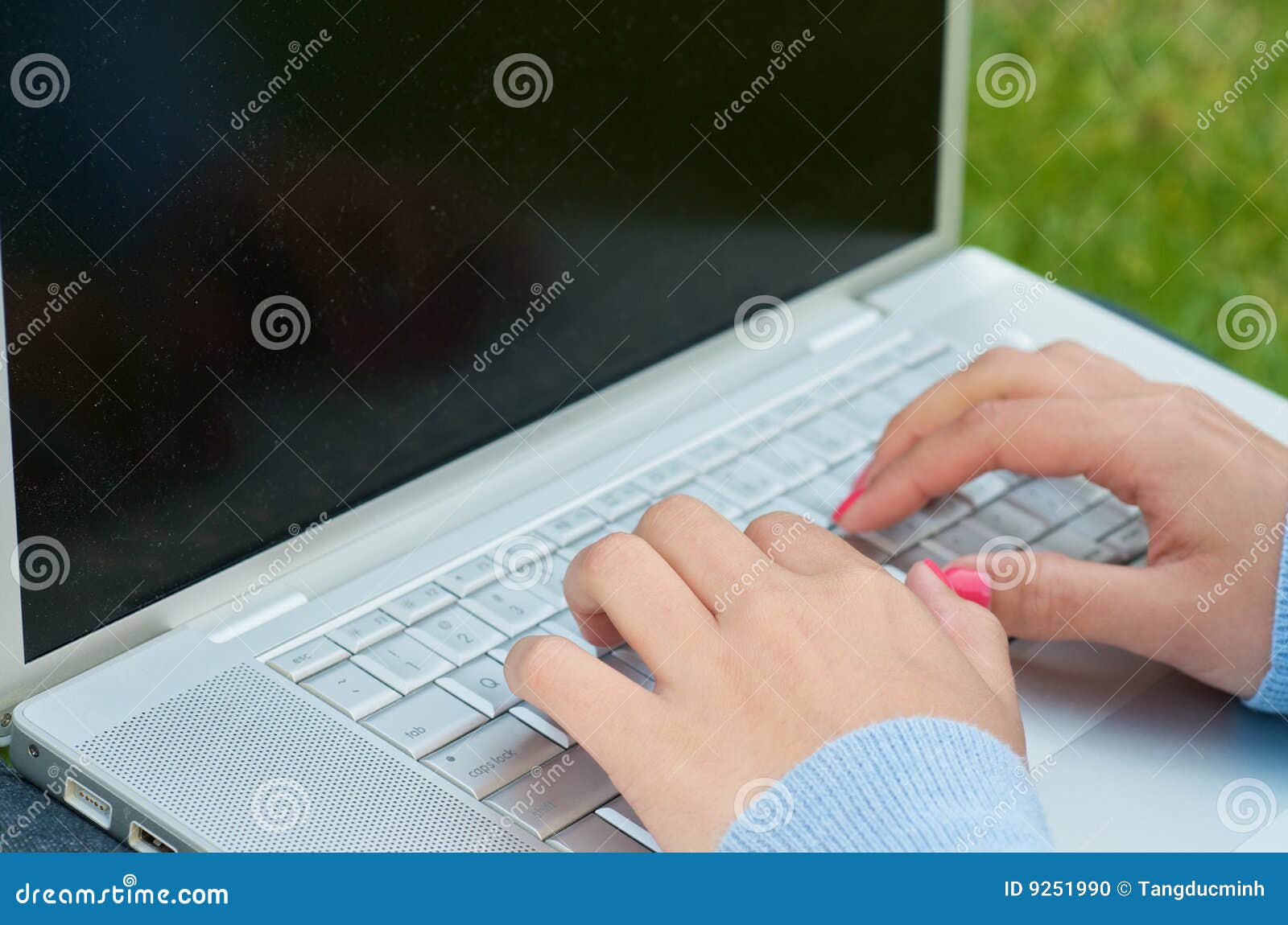 Finger Laptop Typing Outdoor Stock Photo - Image of academic, lesson ...