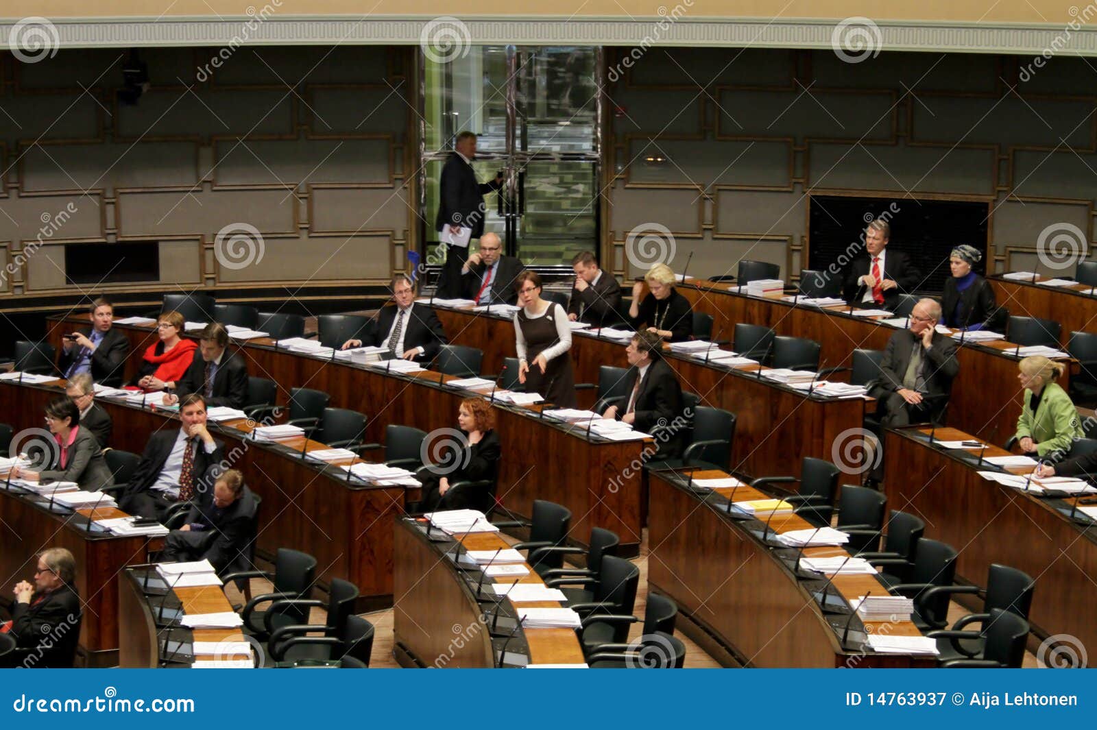 Finnisches Parlament redaktionelles stockfotografie. Bild von ...