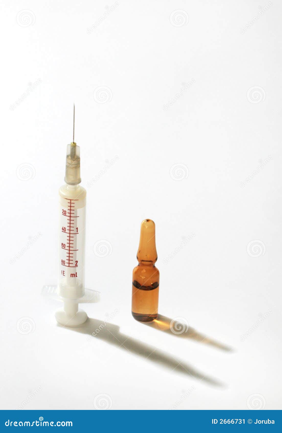 Fiool & injectie stock afbeelding. Image of ongeldig - 2666731