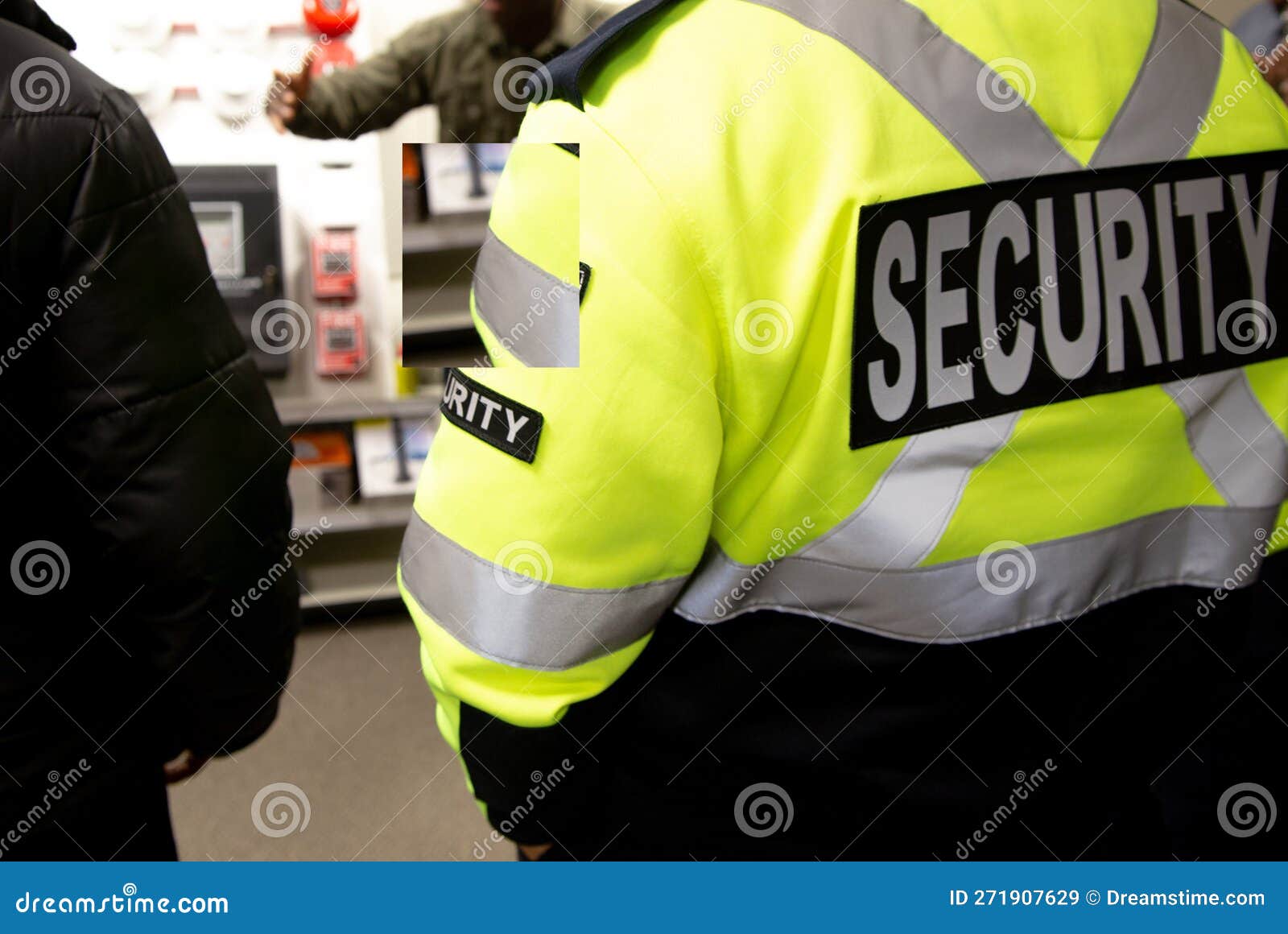 Security Guards are Learning How To Use Fire Alarm Panel and How To Do ...