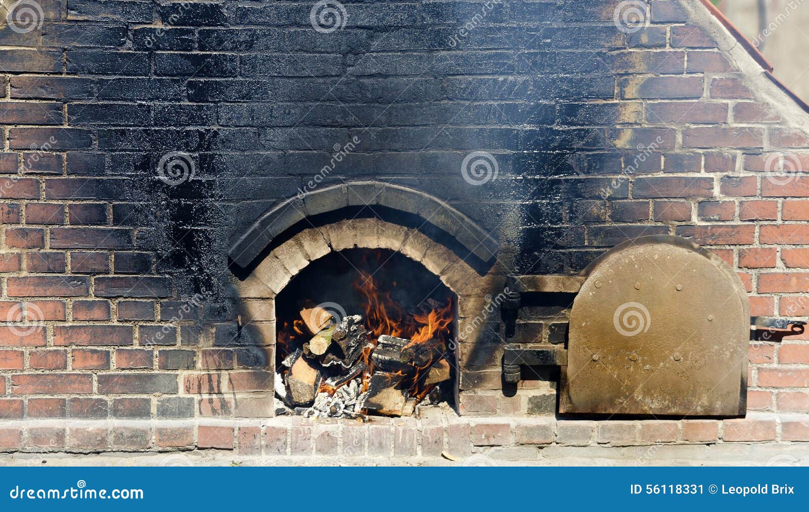 Fire in a Brick-built Baking Oven Stock Image - Image of oven, embers ...