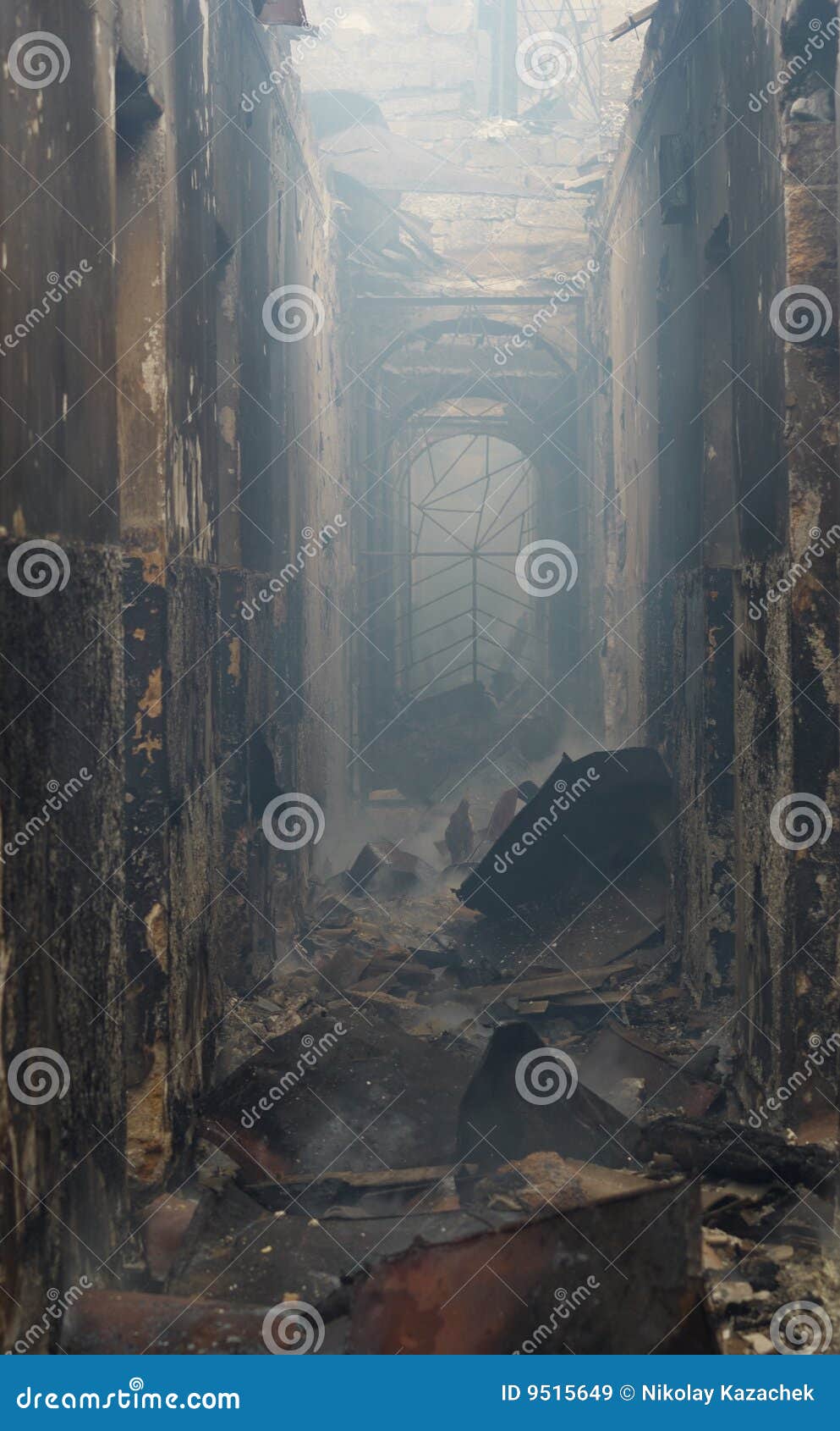 Fire in a building stock image. Image of bravery, destruction - 9515649