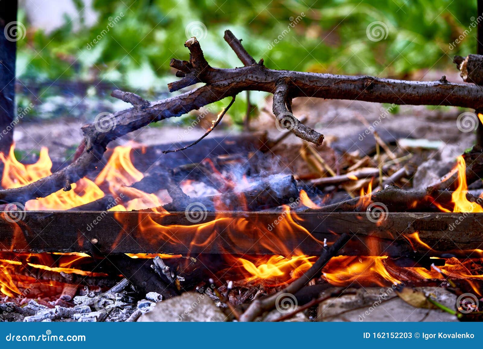 The Fire Burns with a Hot Flame Stock Image - Image of dnieper, artists ...