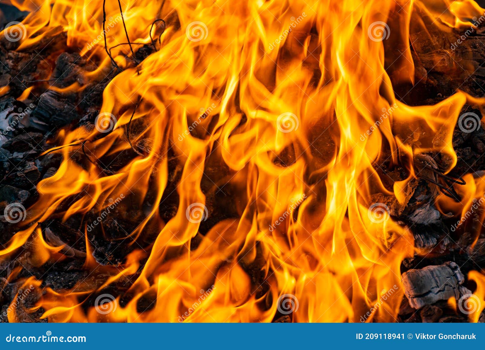 Fire Creates Infinity Shapes when it Burns. the Orange from the Flame ...