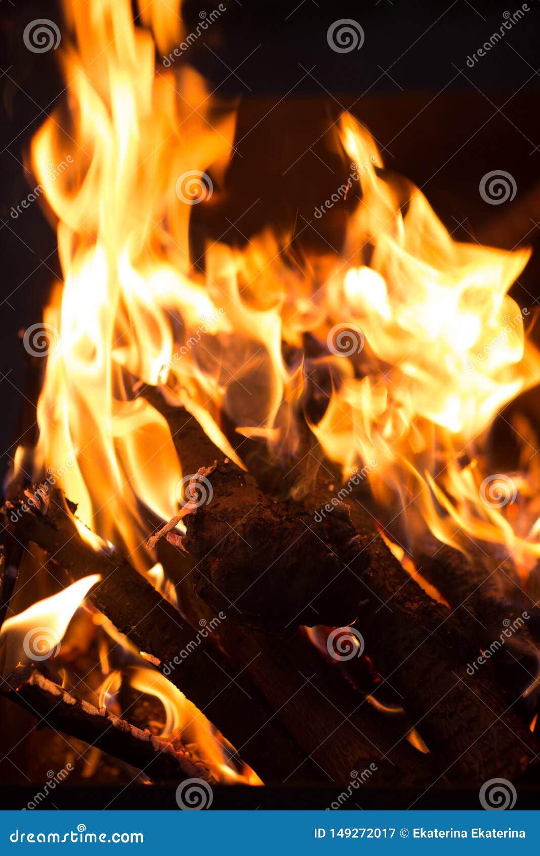 Fire Dance â€“ Dancing Fire Stock Image - Image of light, dance: 149272017