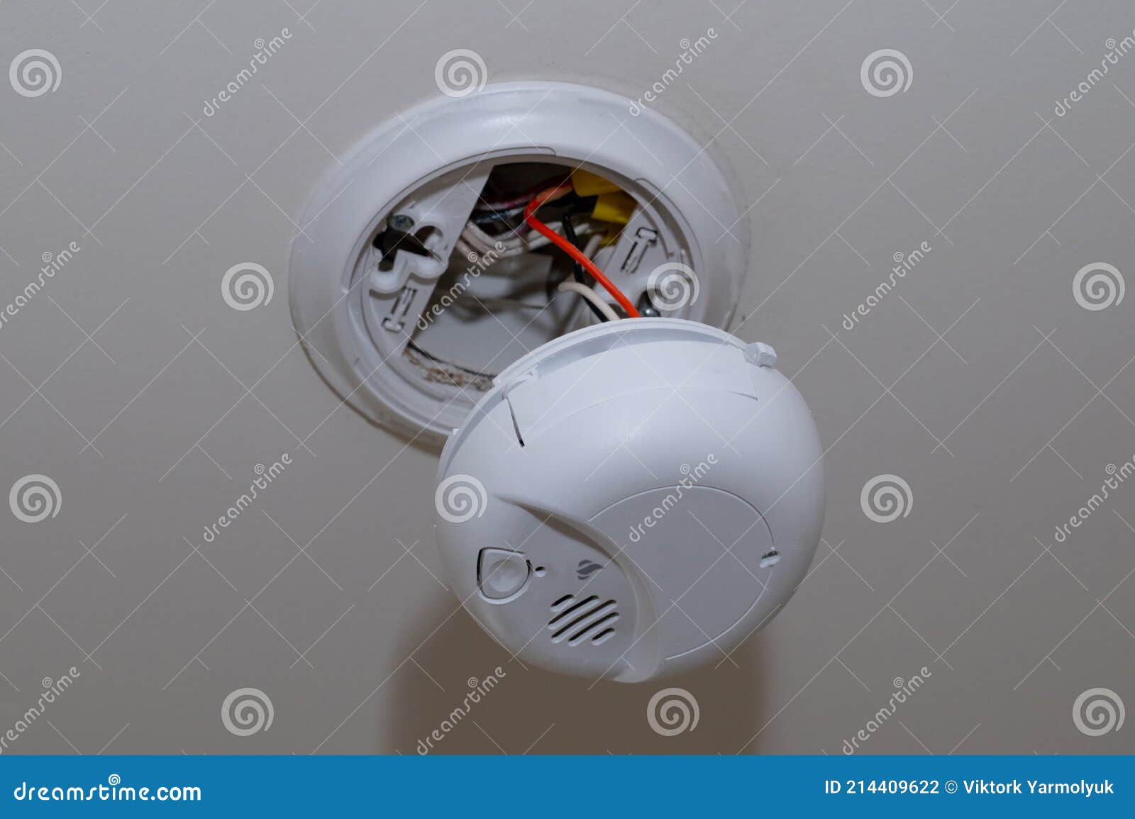 The Fire Detectors on the Ceiling of the Dwelling Stock Photo - Image ...