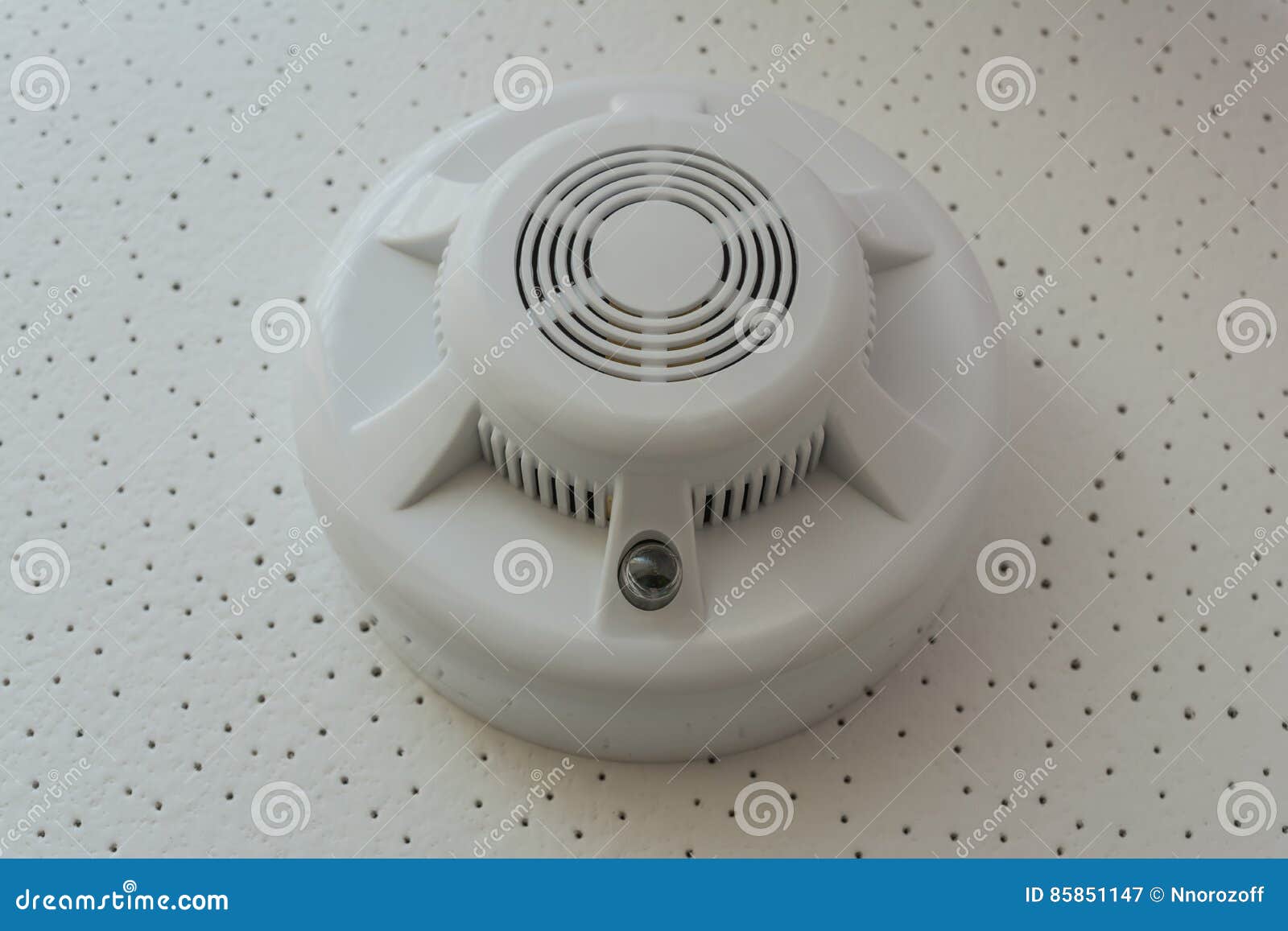 Smoke detector, fire alarm stock image. Image of rescue - 85851147