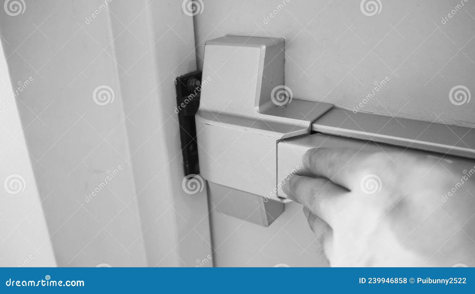 Fire Door Handle of Fire Exit for Emergency Evacuation Stock Photo ...