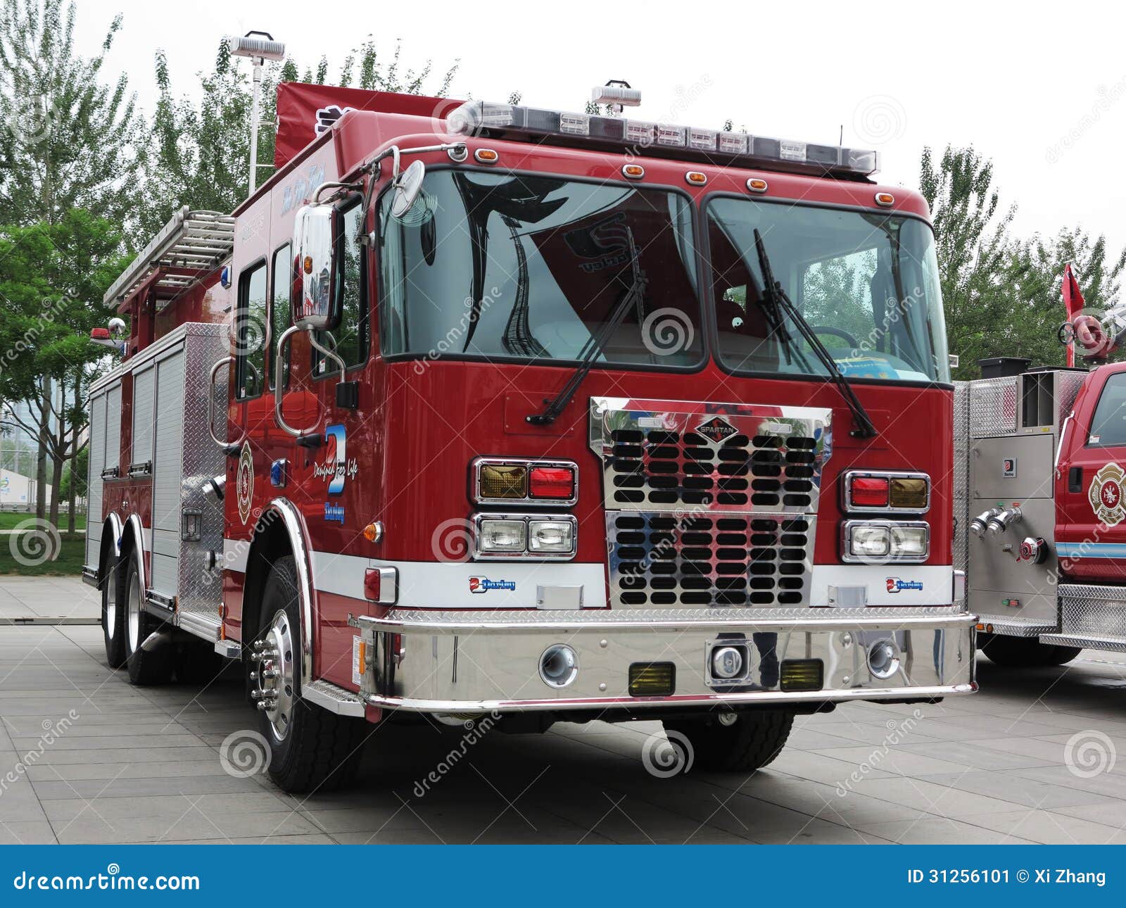 Fire Engine editorial photo. Image of engine, ford, city - 31256101
