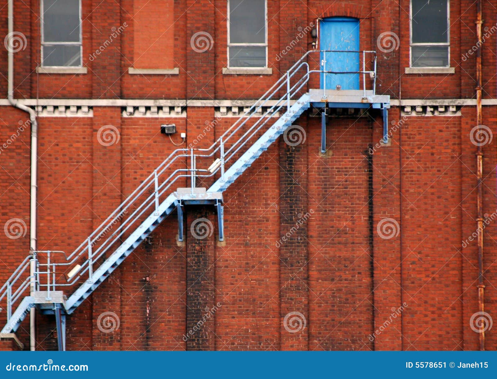 Fire escape stock image. Image of ladder, building, exit - 5578651
