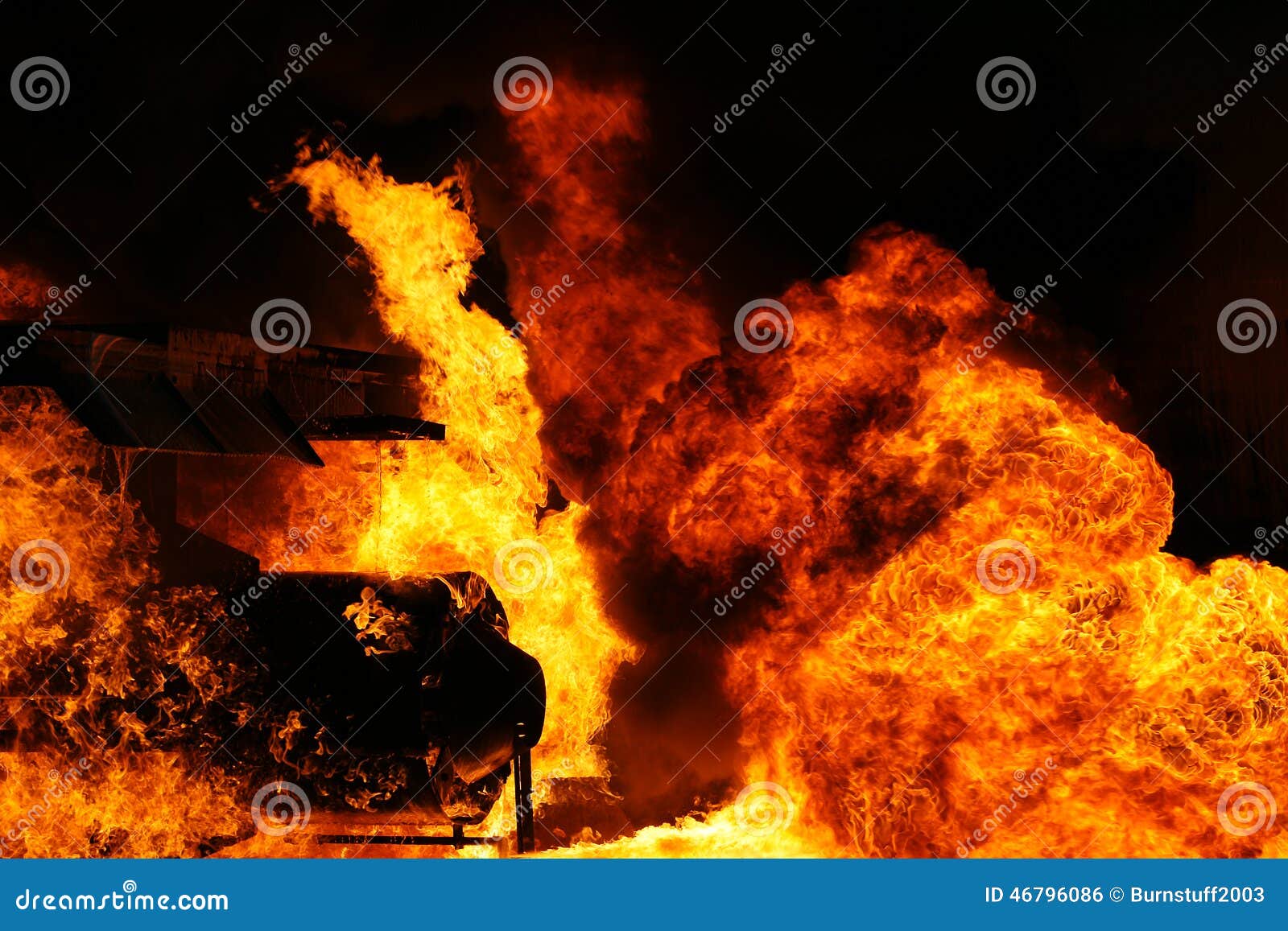 Fire and explosion editorial photo. Image of petrolium - 46796086