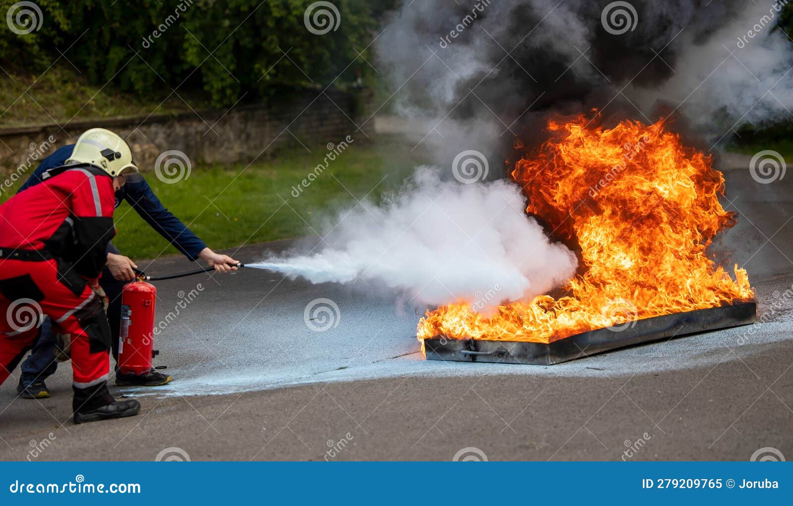 Fire Extinguisher Demonstration with Burning Fire Editorial Image ...