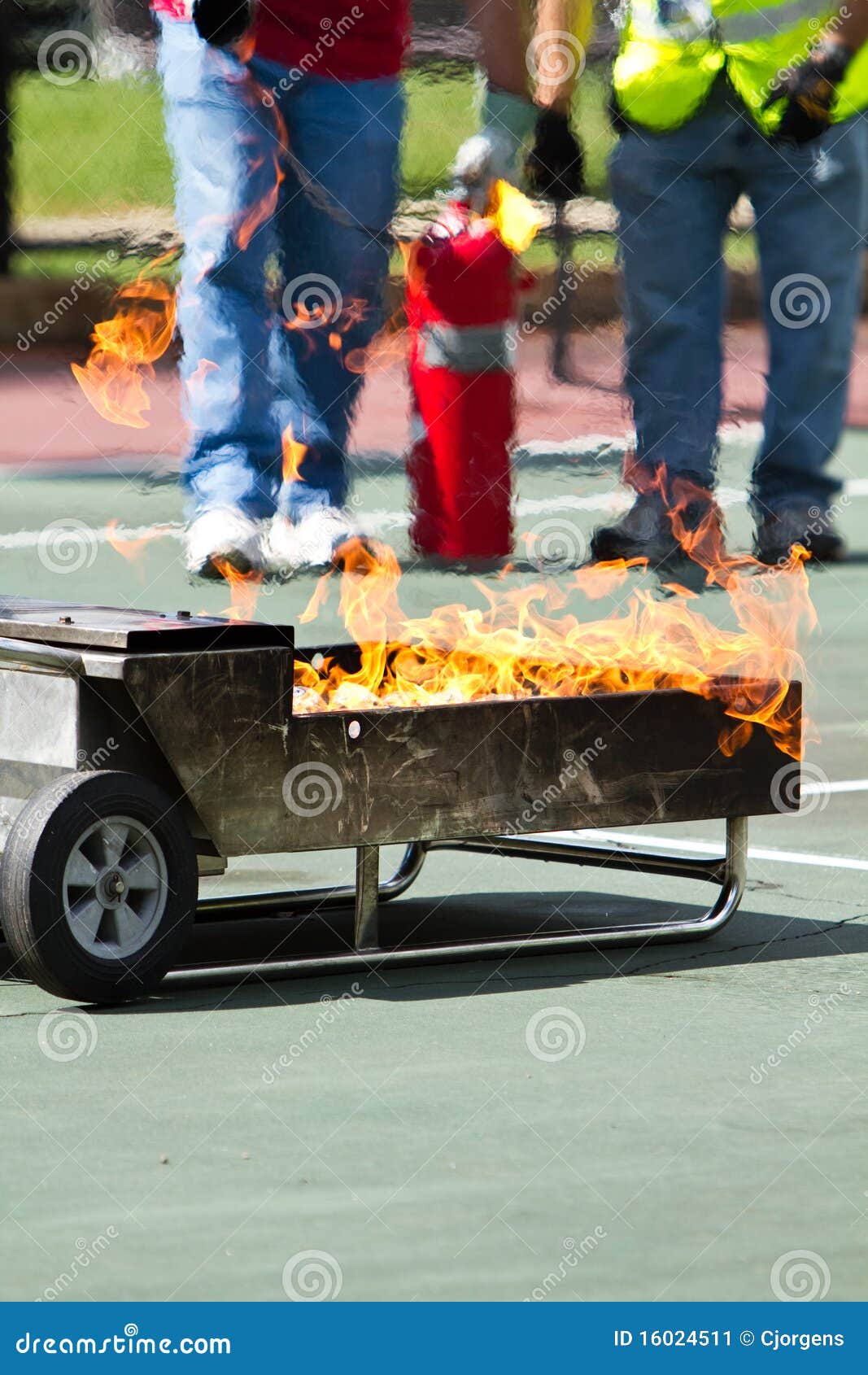 Fire Extinguisher Instruction Stock Image - Image of danger, fire: 16024511