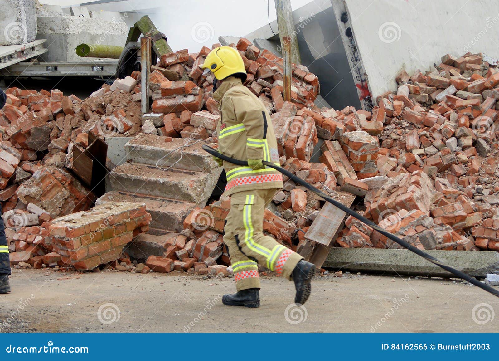 Fire fighter editorial photo. Image of emergency, casualty - 84162566