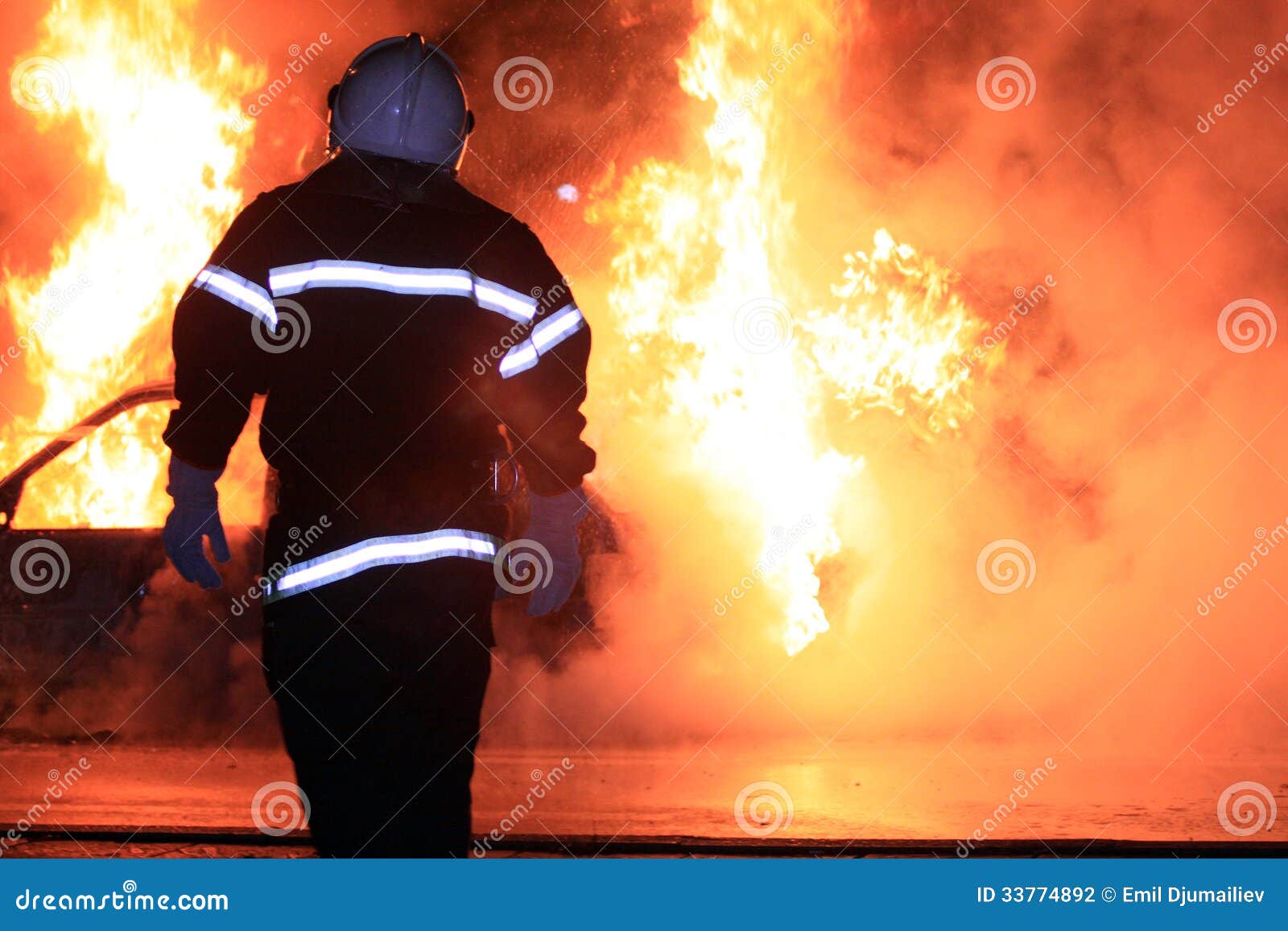 Fire fighting stock photo. Image of auto, declaim, accident - 33774892