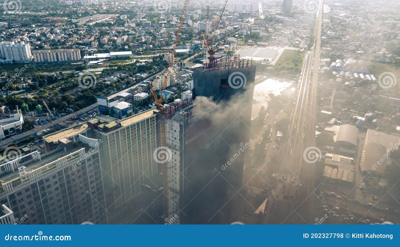 Fire in a High-rise Building Stock Photo - Image of roof, tower: 202327798