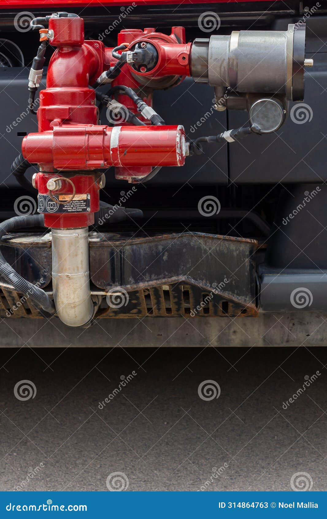 Fire Hydrant on a Fire Truck Stock Image - Image of engine, fire: 314864763
