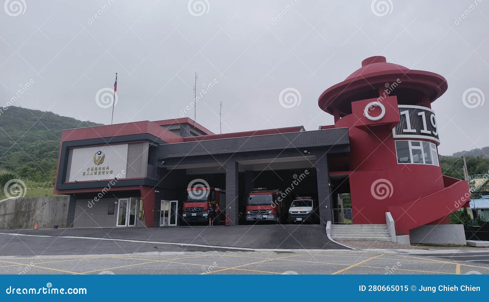 Fire hydrant shape editorial image. Image of town, city - 280665015