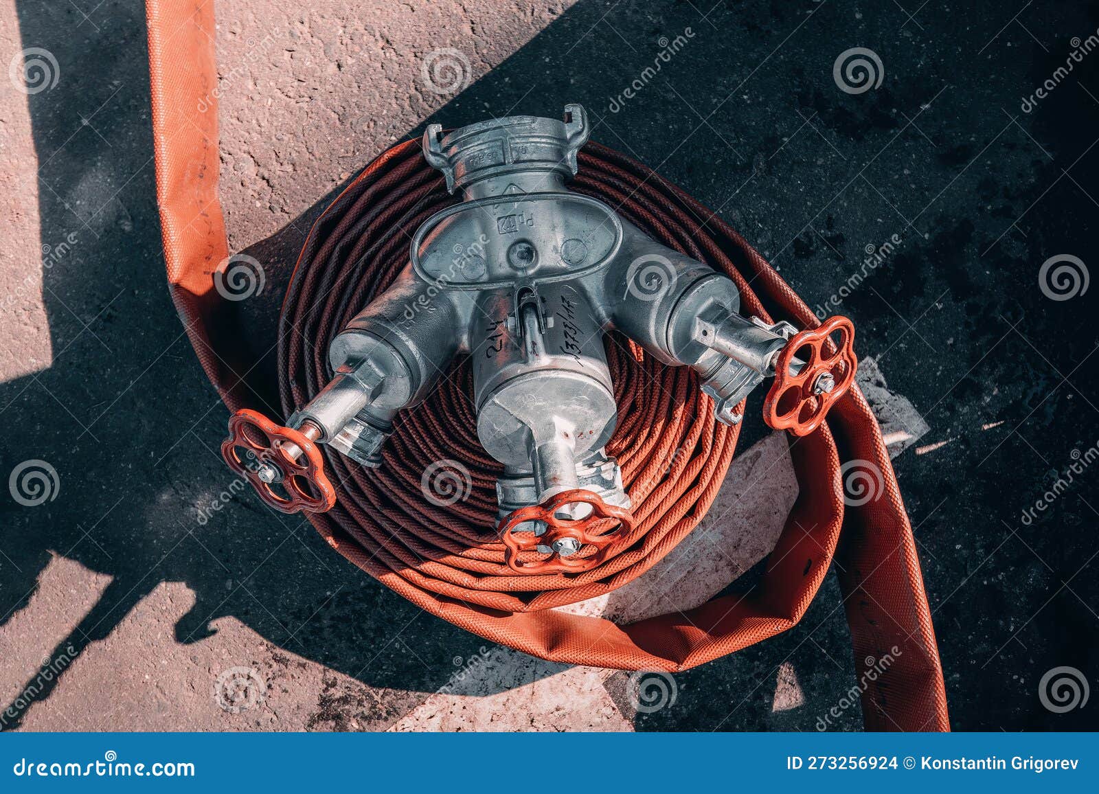 Flange With Riser Blades In Axial Hydrodynamic Pump Turbine Stock Photo ...