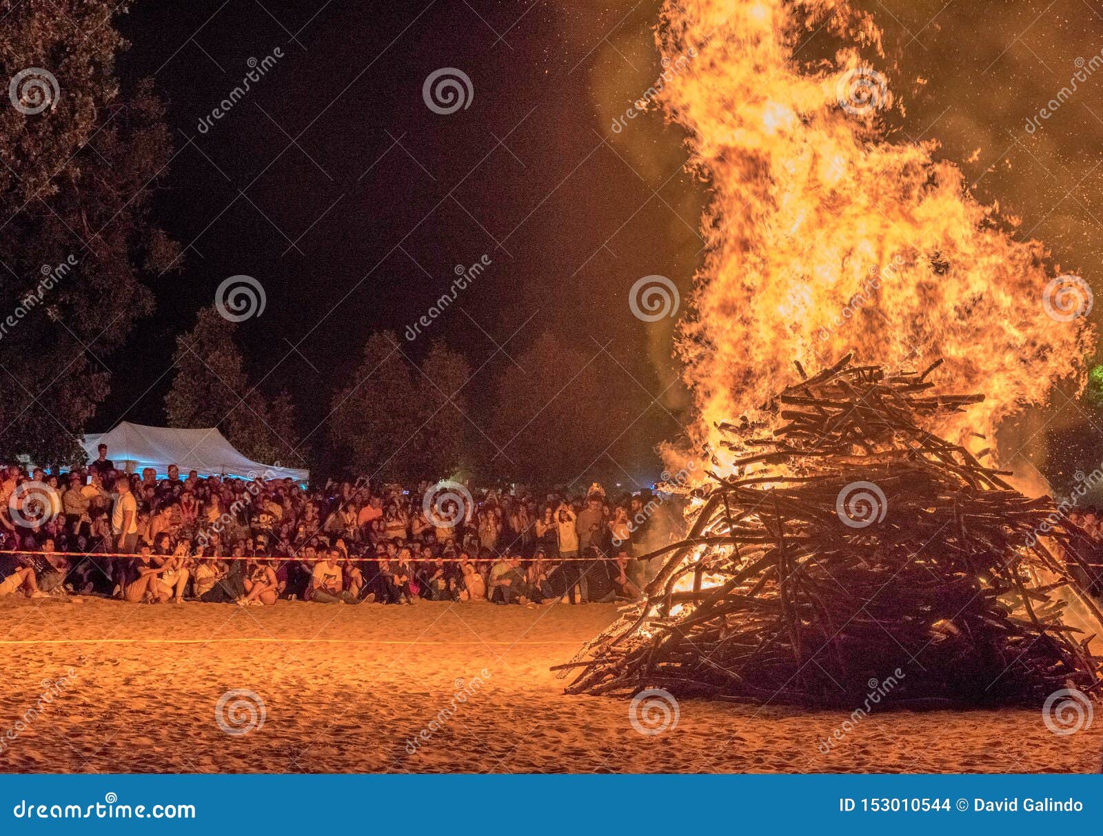 Fire at night wood bonfire stock photo. Image of leon - 153010544