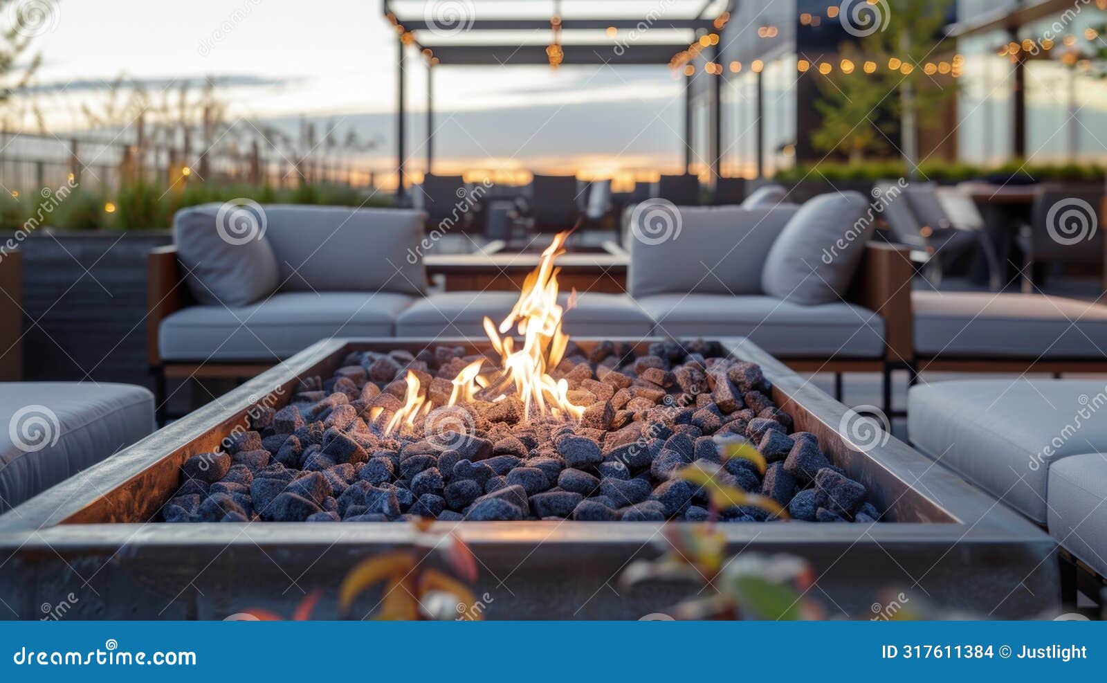 The Fire Pit Adds a Touch of Warmth and Charm To this Chic and Modern ...