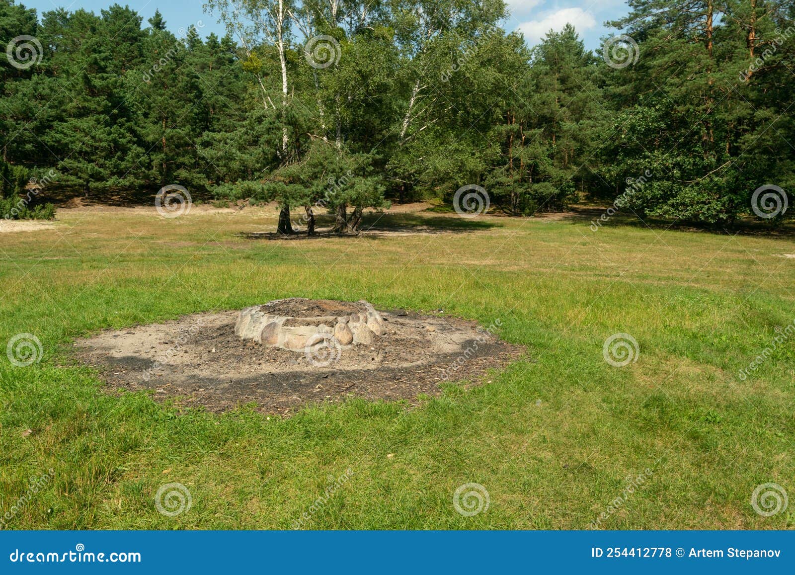 Fire Pit Outdoor stock photo. Image of grill, party - 254412778