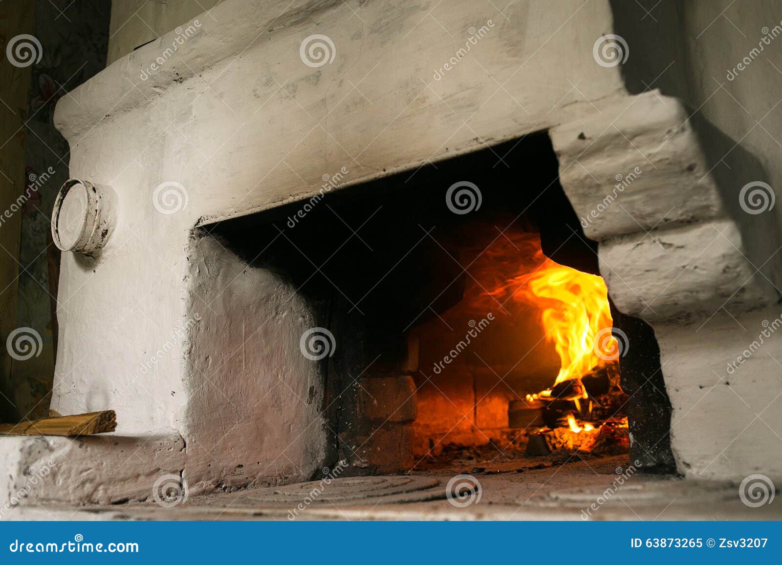 467 Fire Russian Traditional Stove Photos - Free & Royalty-Free Stock ...
