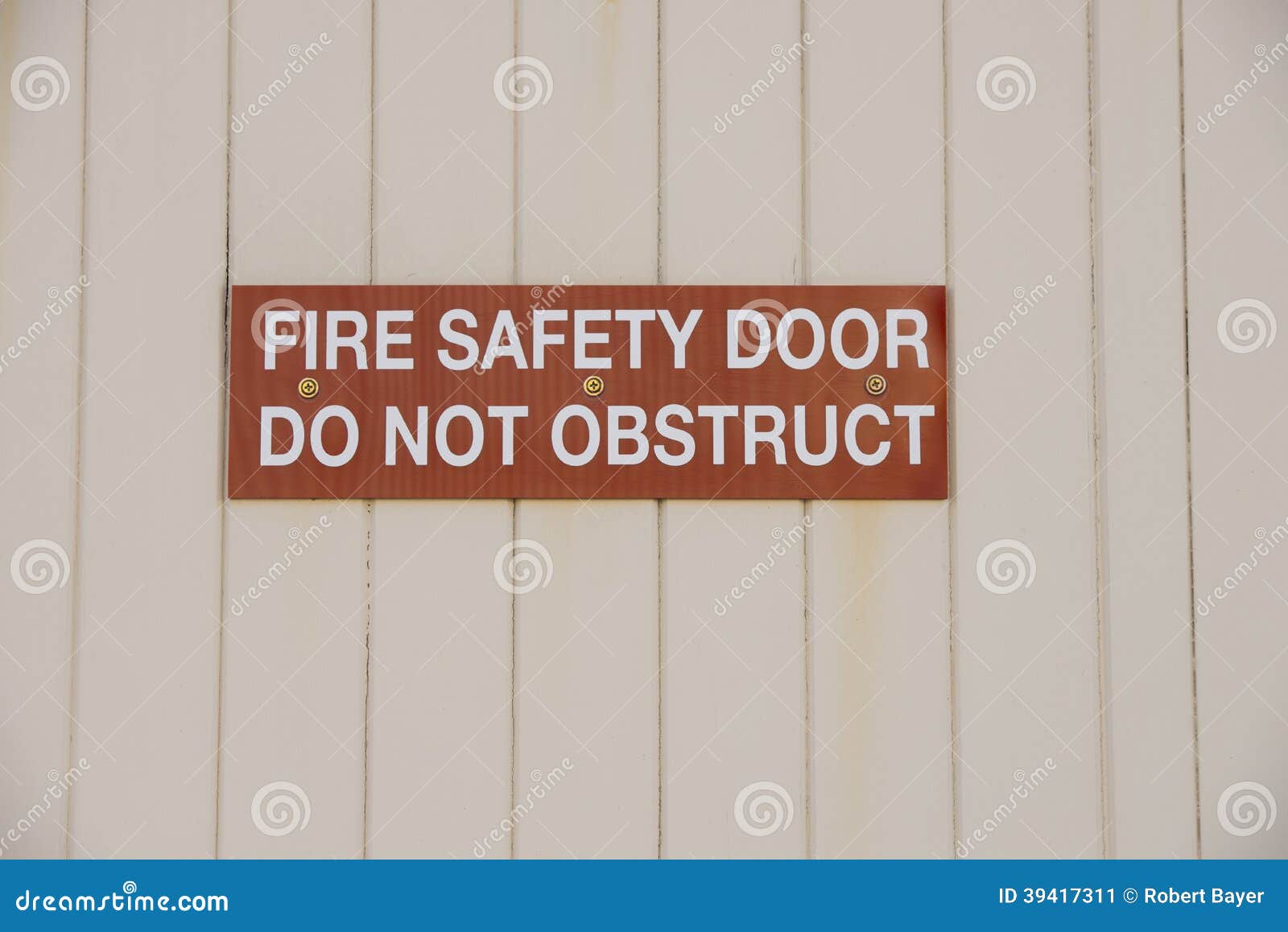 Fire safety door sign stock image. Image of sign, safety - 39417311