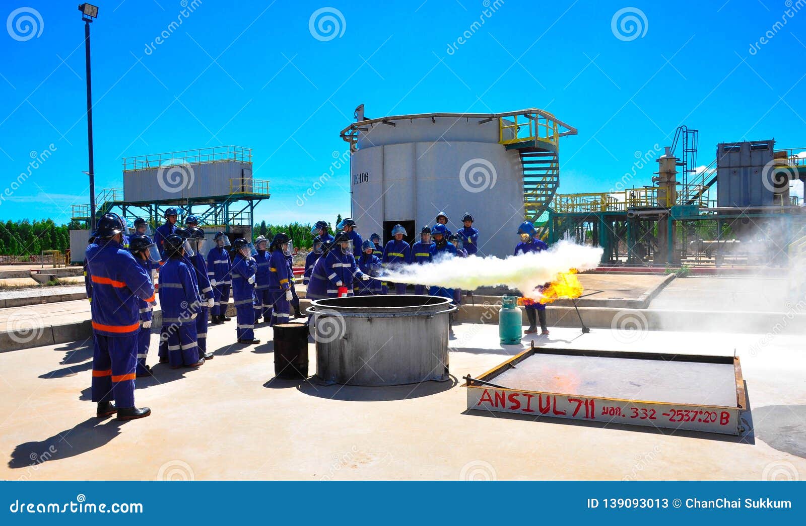 Fire Training Team Using Extinguish Editorial Stock Photo - Image of ...