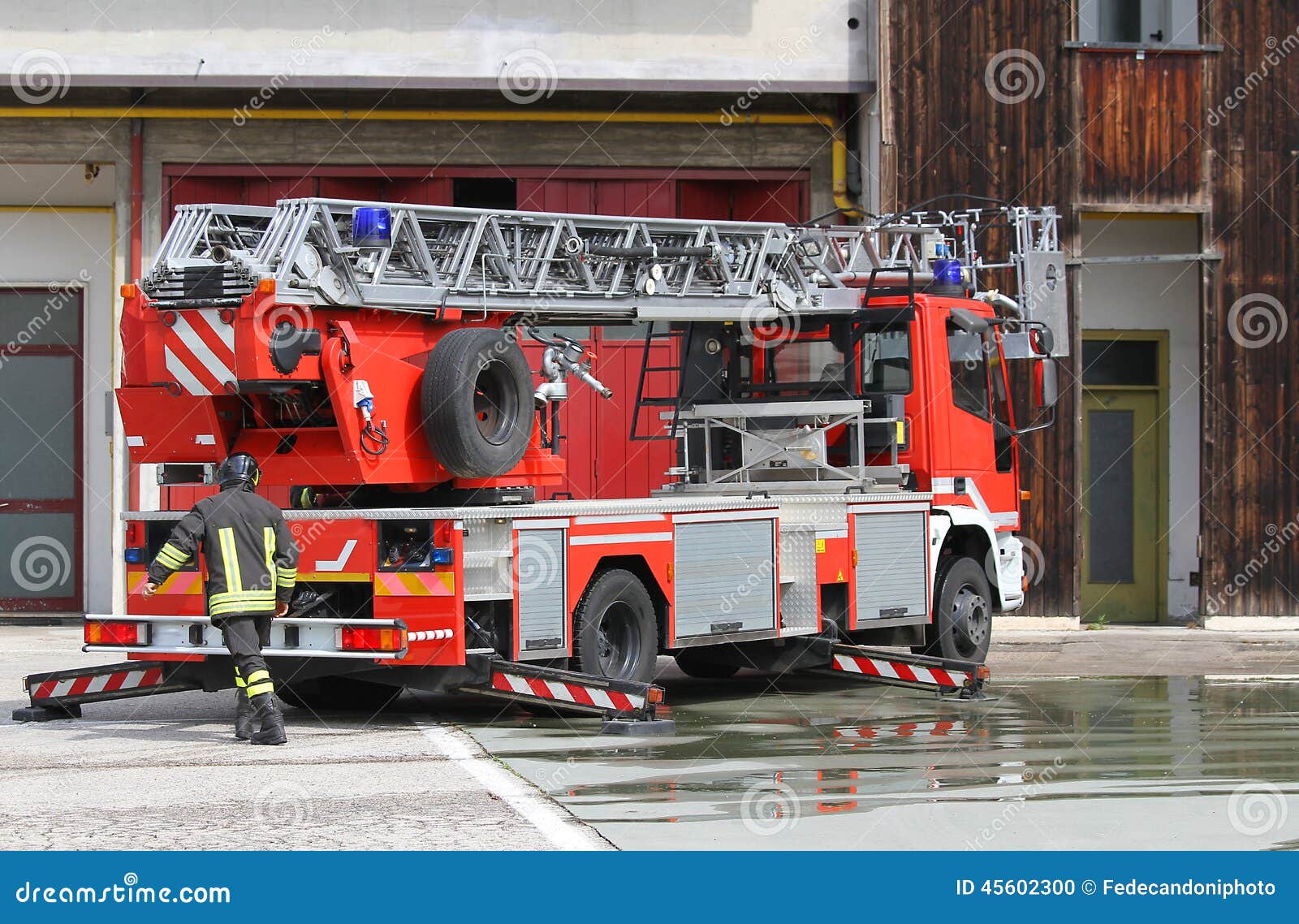 Fire Truck of Italian Firefighter during during an Emergency Editorial ...