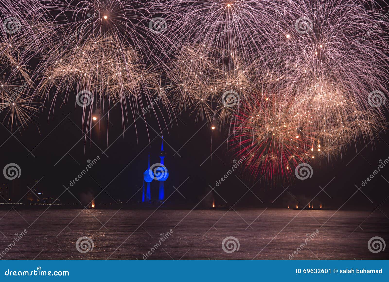 Fire works stock image. Image of midnight, darkness, event - 69632601