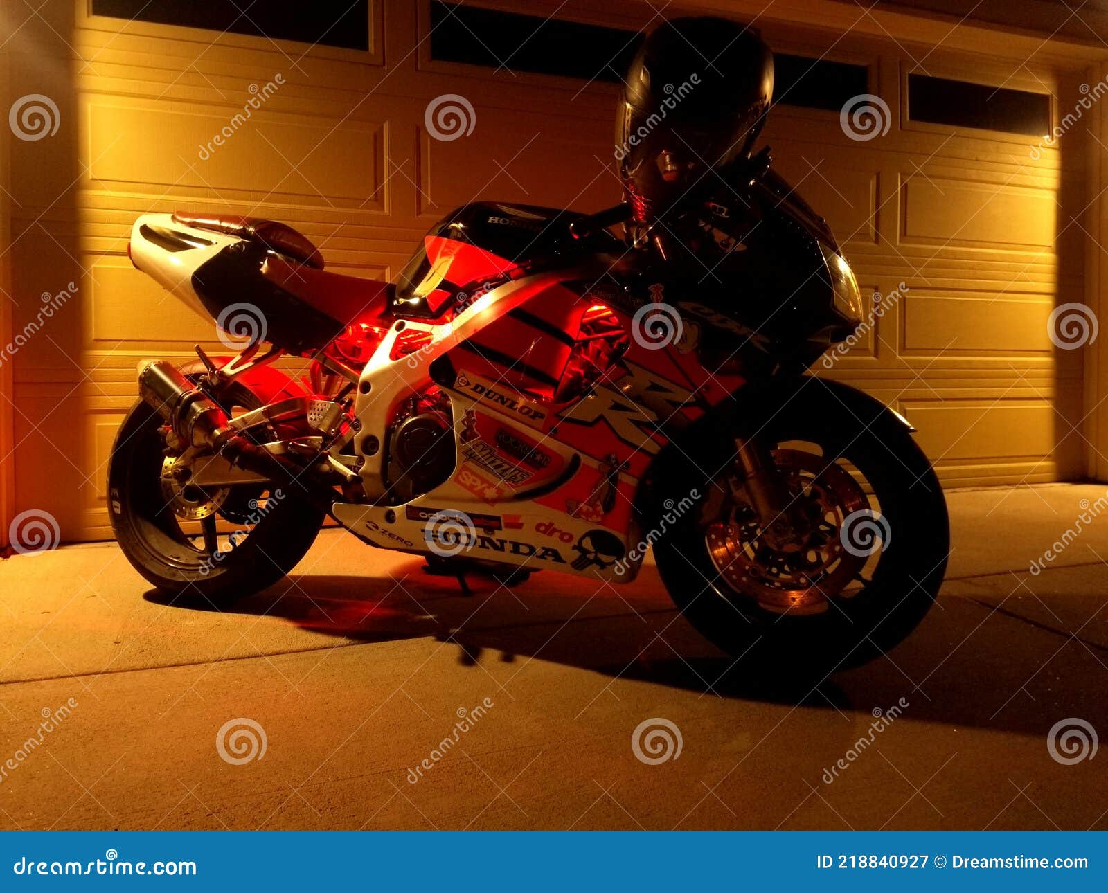 Fireblade honda custom editorial photography. Image of engine - 218840927