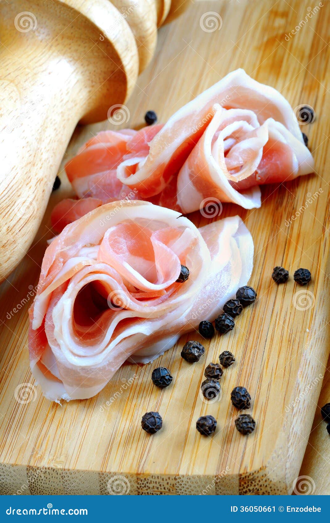 Fired egg with bacon stock image. Image of black, food - 36050661