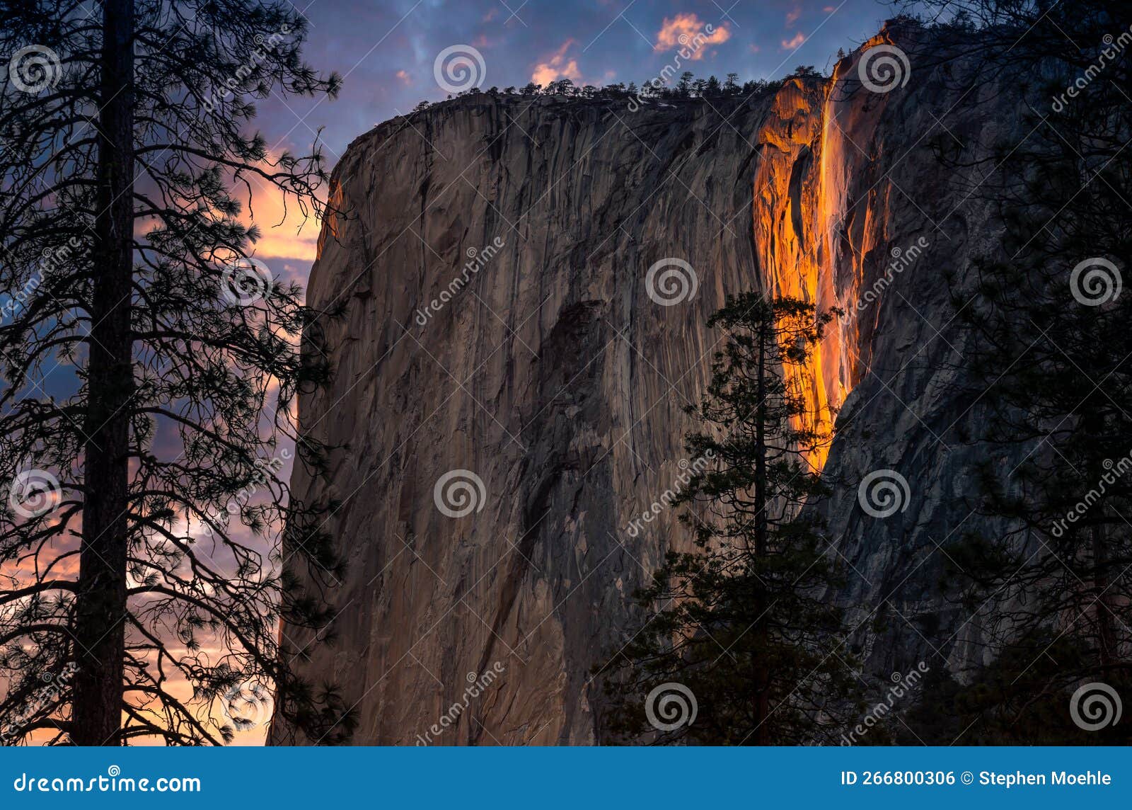 The Firefall on El Capitan, Yosemite National Park, California Stock ...