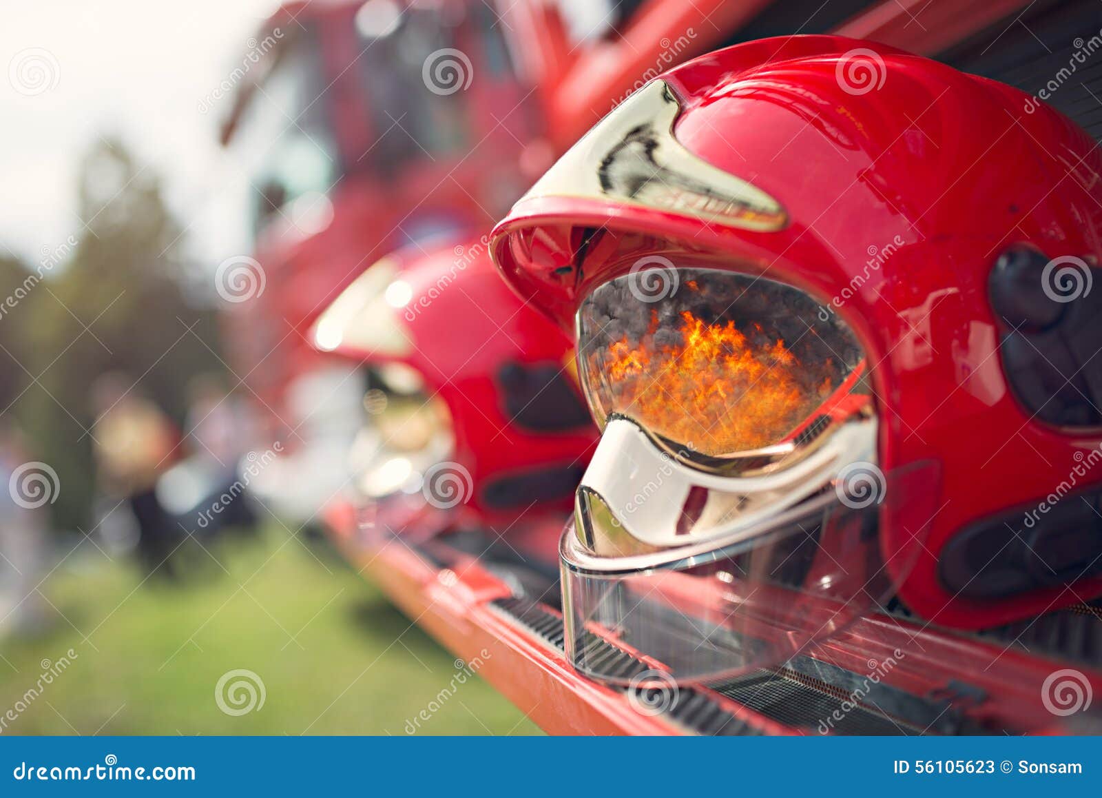 Firefighter S Helmet - Fire Reflection Stock Image - Image of risk ...