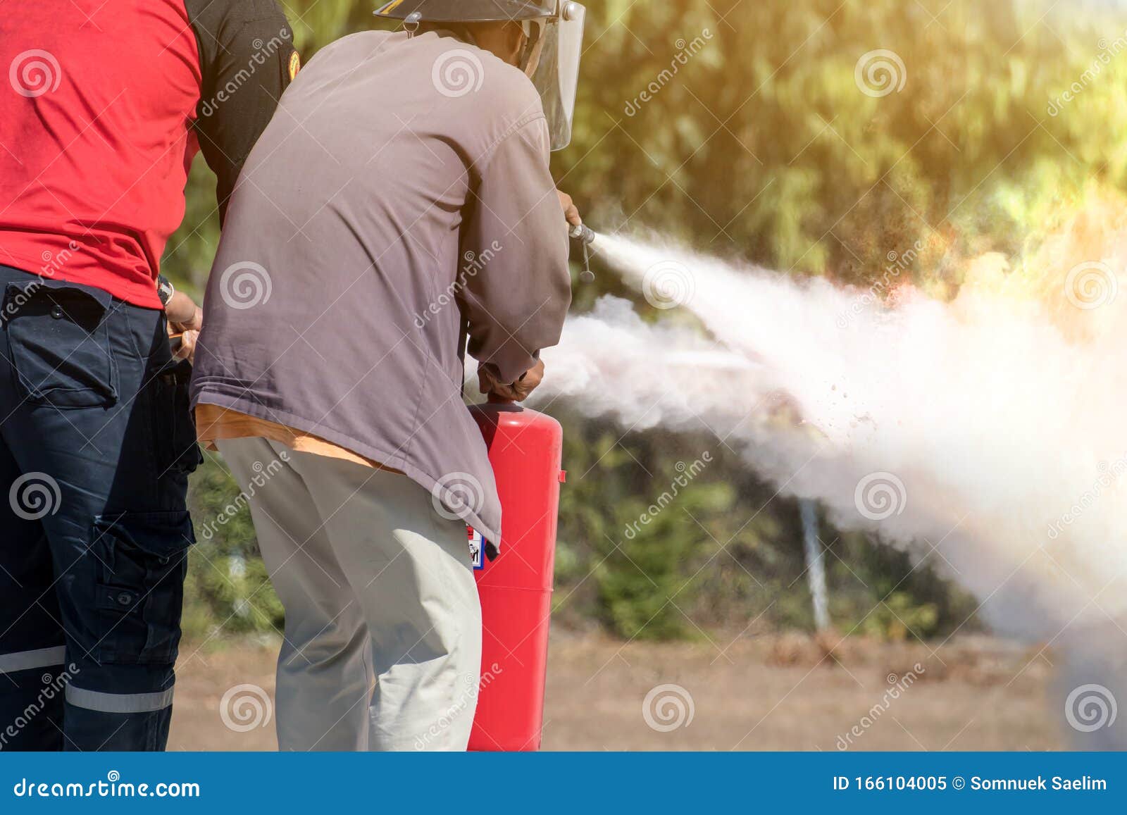 Firefighter Training,Instructor Training How To Use a Fire Extinguisher ...