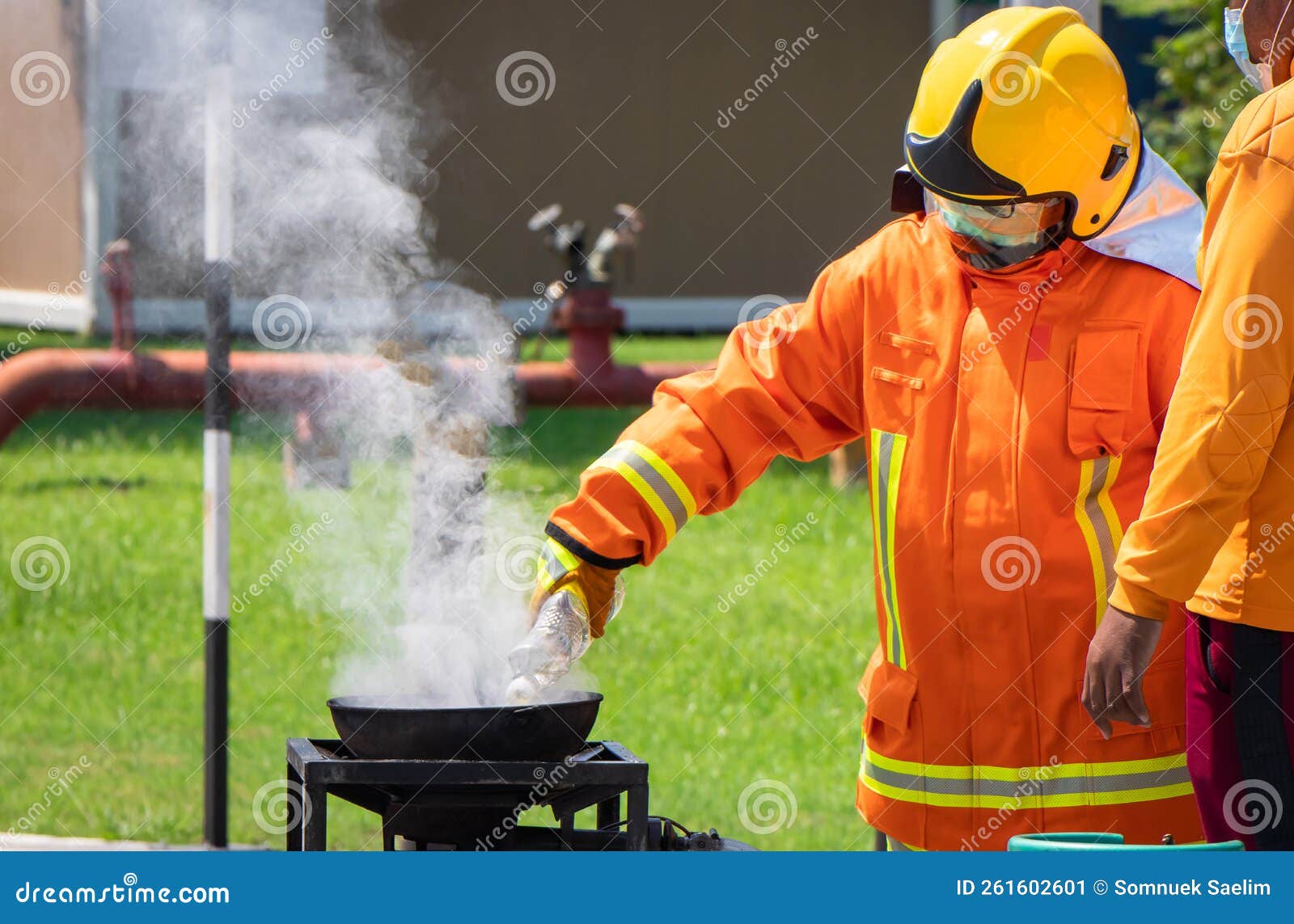 Firefighter Training,Instructor Training How To Use A Fire Extinguisher ...