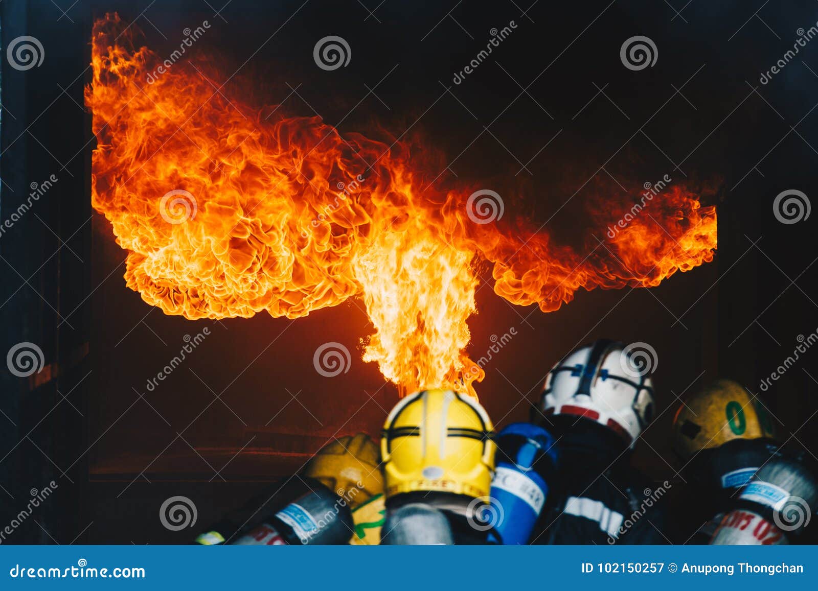 Firefighters fighting fire stock image. Image of heroic - 102150257