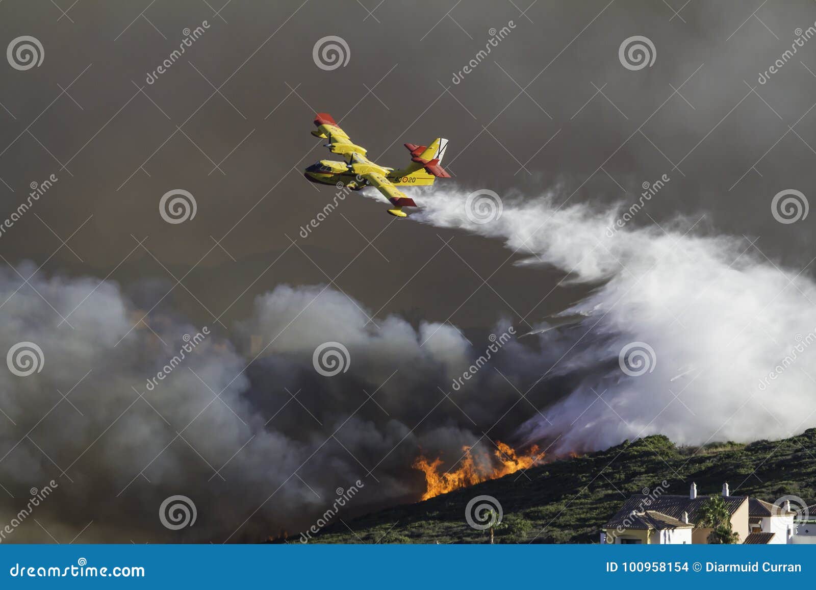Firefighting plane editorial stock image. Image of firefighter - 100958154