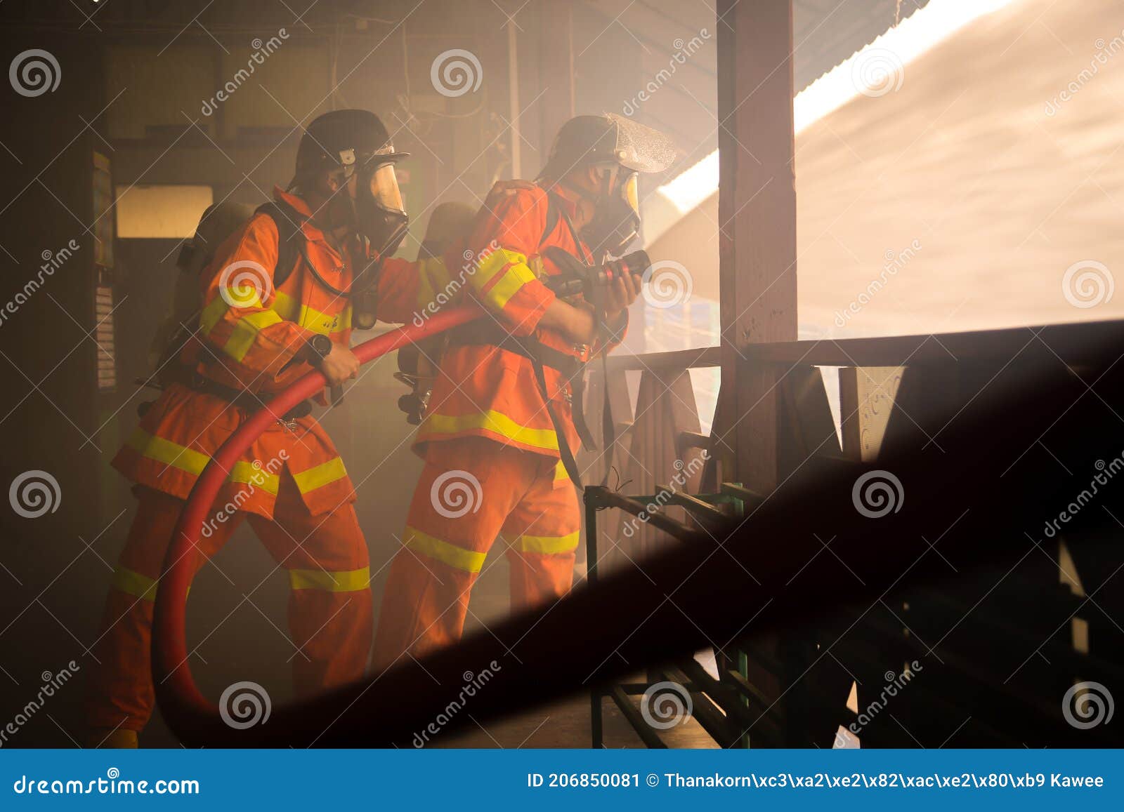 Firefighter in action editorial photo. Image of firefighters - 206850081