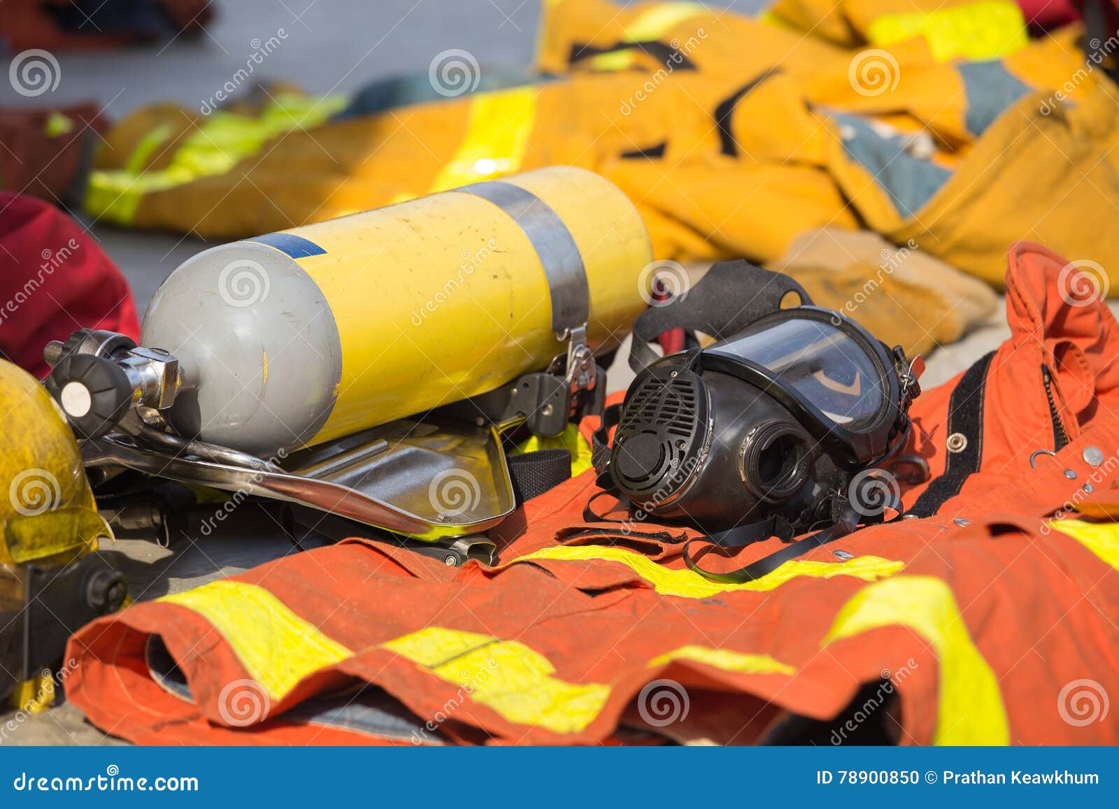 Fireman With Oxygen Tank Royalty-Free Stock Photography | CartoonDealer ...
