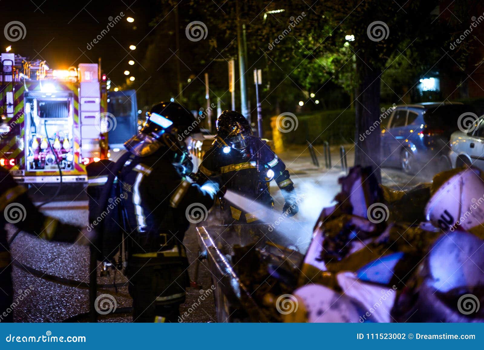 The Firemen Work in a Night Fire. Madrid Spain Editorial Photography ...