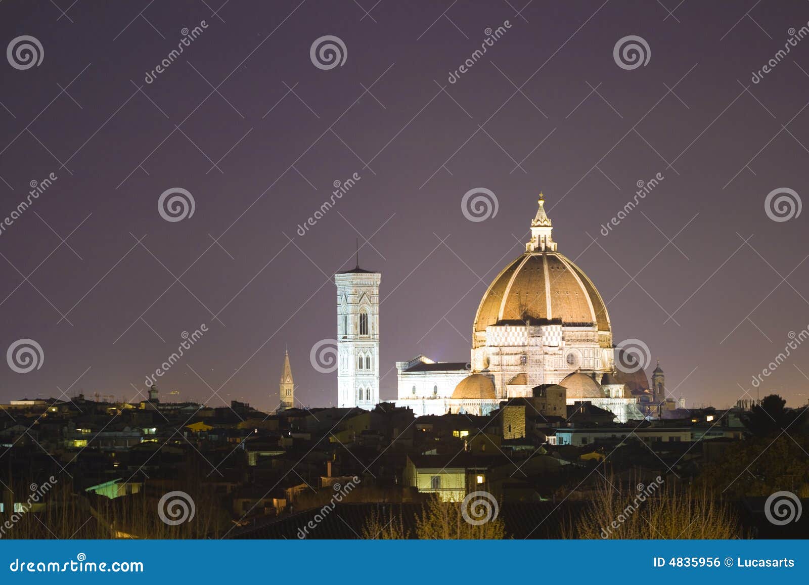 Firenze alla notte fotografia stock. Immagine di palazzo - 4835956