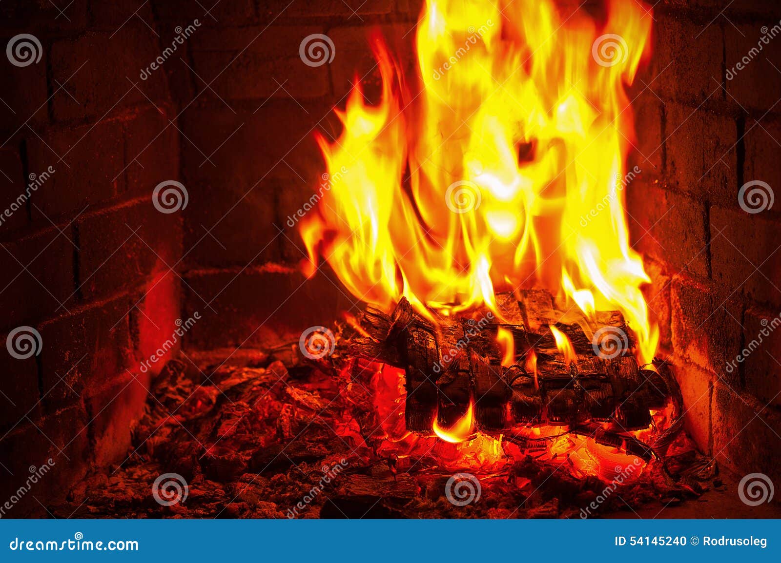 Fireplace Burning. Warm Burning and Glowing Fire in Fireplace Stock ...