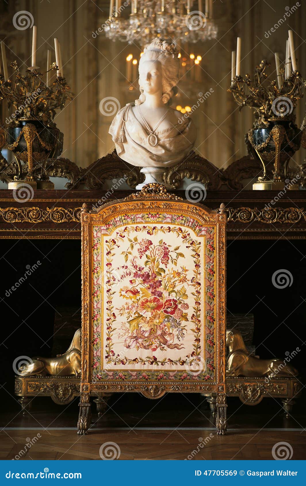 Queen Marie Antoinette Bedroom Reflection In Mirror At Versailles ... Queen Marie Antoinette Bedroom Reflection In Mirror At Versailles ...