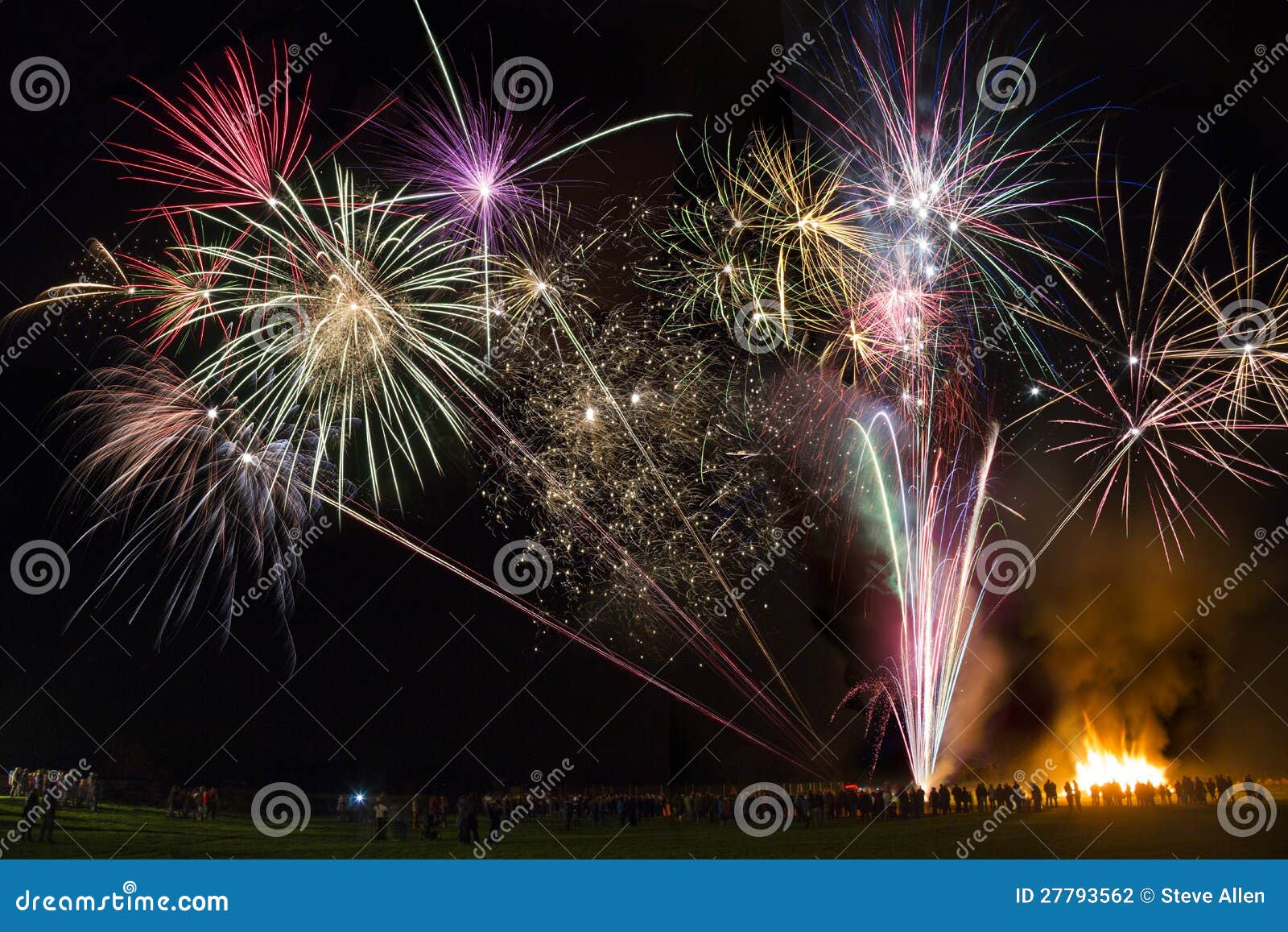 Firework Display - 5th November - England Stock Photo - Image of rocket ...