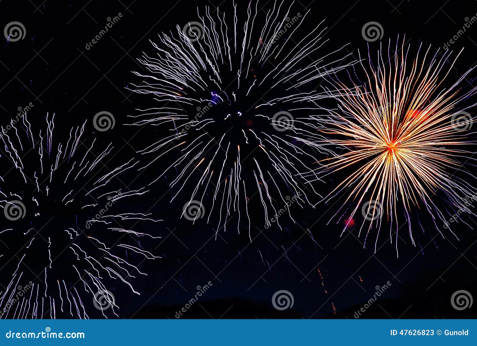 3,794 Horizontal Firework Stock Photos - Free & Royalty-Free Stock ...
