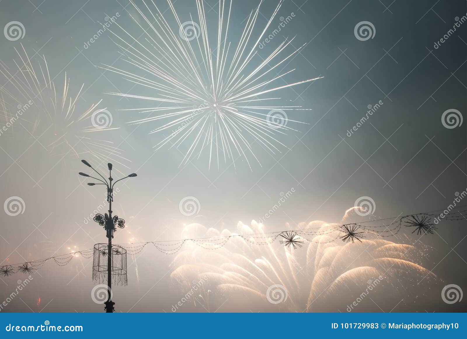 Fireworks Light Up in the Sky Stock Image - Image of event, holiday ...