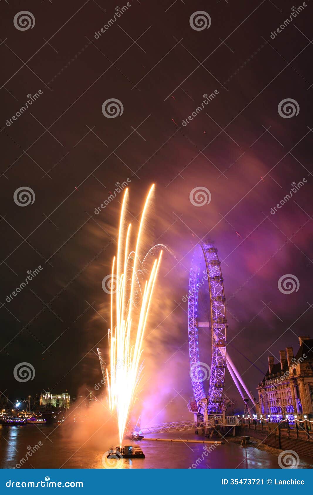 Fireworks at London eye editorial photo. Image of london - 35473721